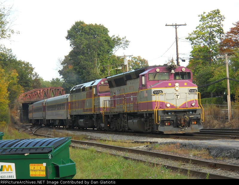 MBTA 1115 and 1062